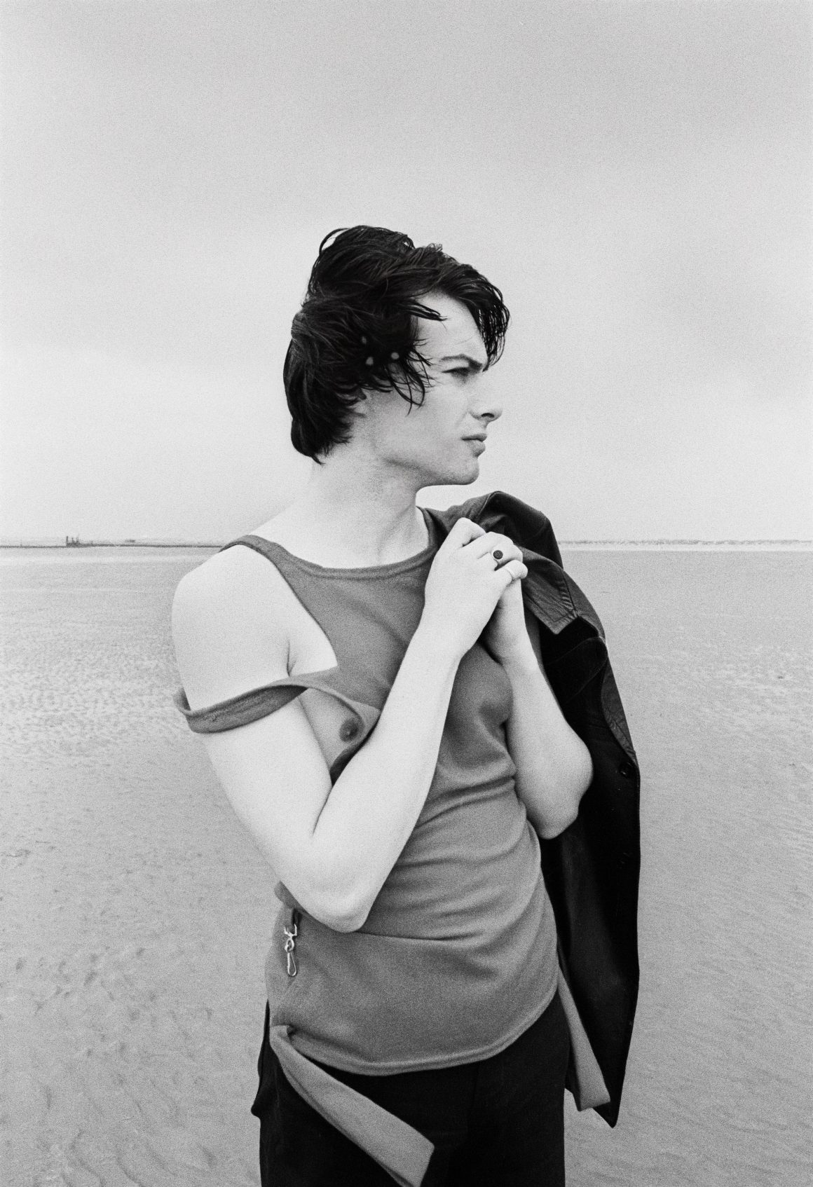 Former Siouxsie and the Banshees Guitarist John McKay Returns with New ...