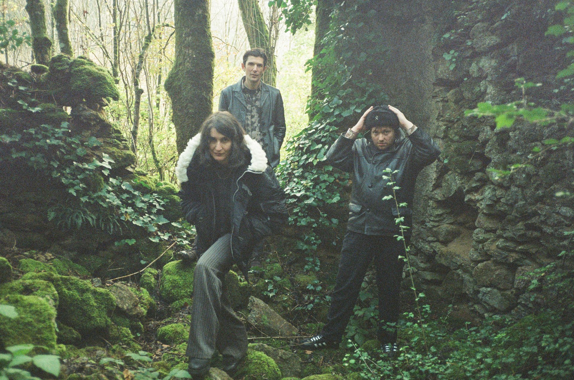 Larissa Iceglass Unveils New Band Pissoir des Dieux — Watch Video for ...