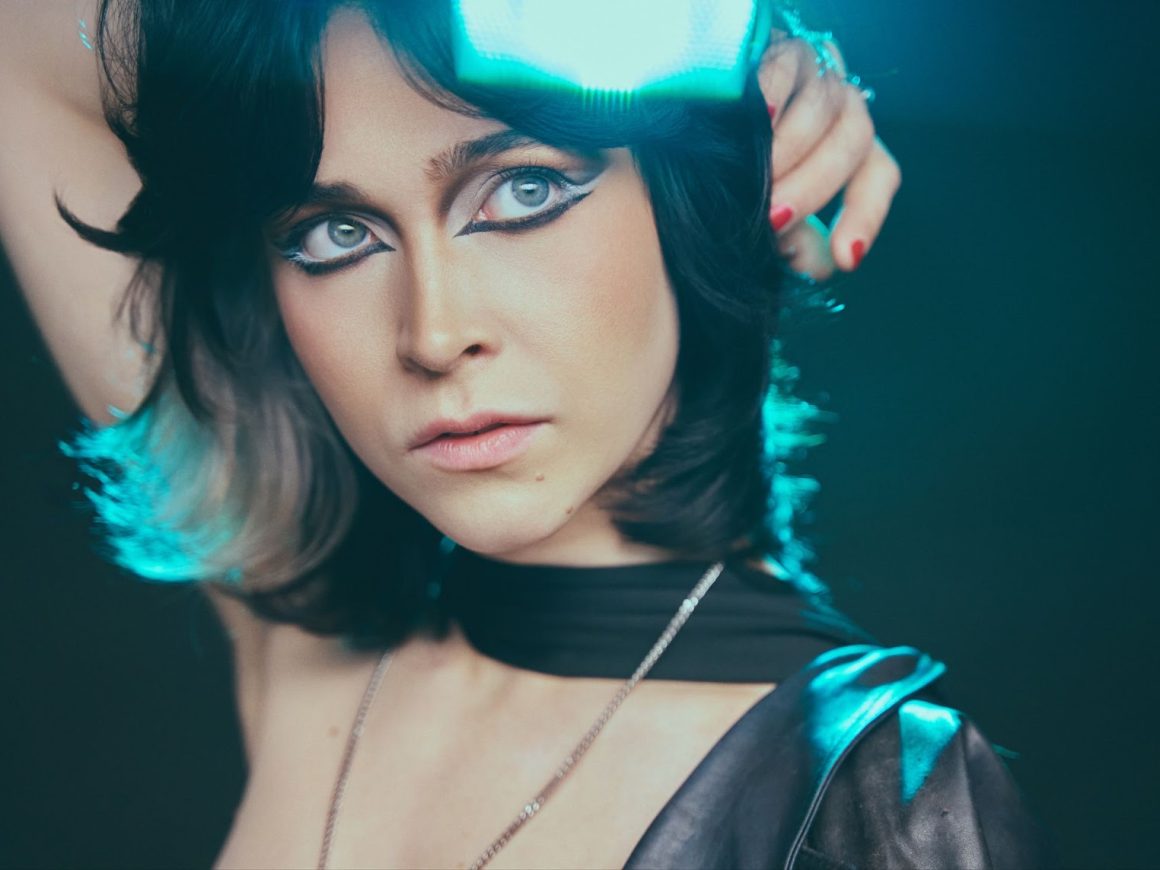 Cruel World 2025 Lineup Announced With Nick Cave, New Order, Death Cult, Til Tuesday, OMD, DEVO ...