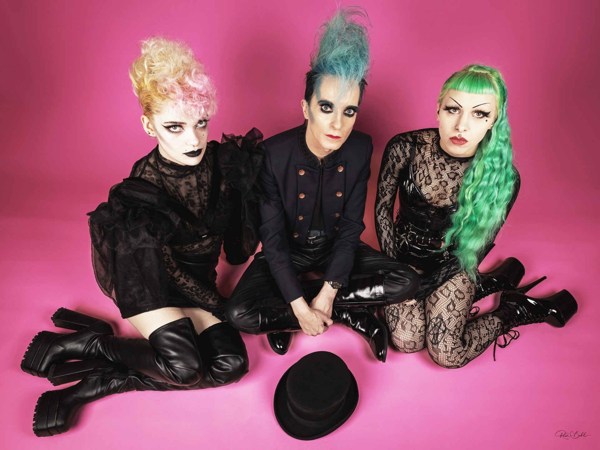 Cruel World 2025 Lineup Announced With Nick Cave, New Order, Death Cult ...