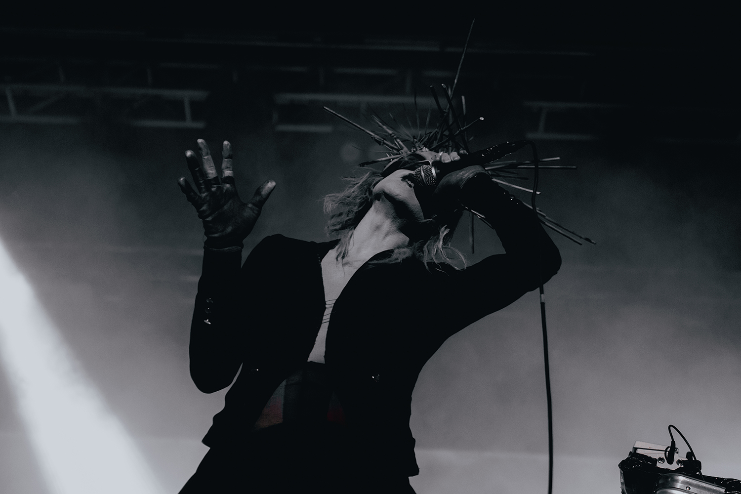 "We Cannot Fight the Tide" — An Interview with IAMX Ahead of the "Fault ...