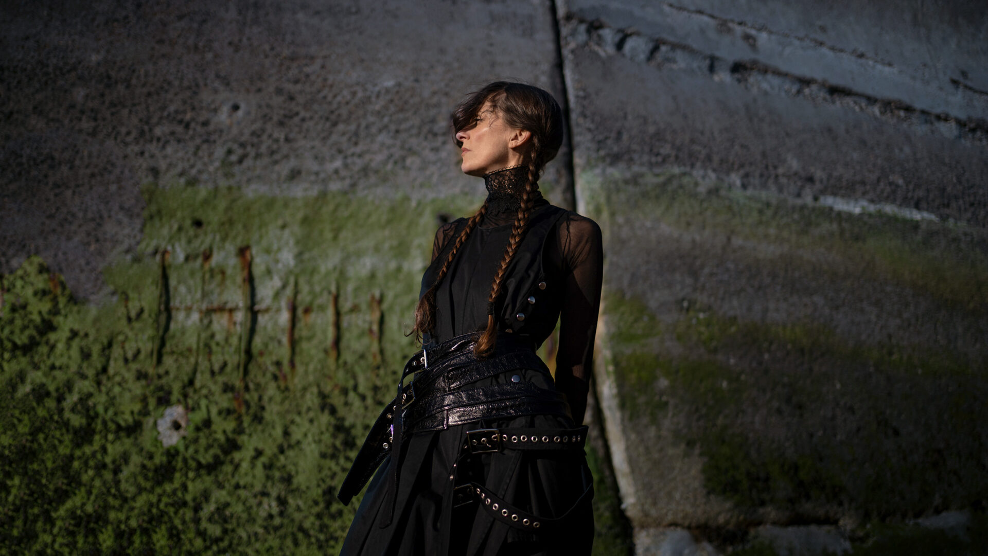 A Breath Between Worlds — Penelope Trappes Reworks the Ambient Terrain of Rafael Anton Irisarri ...