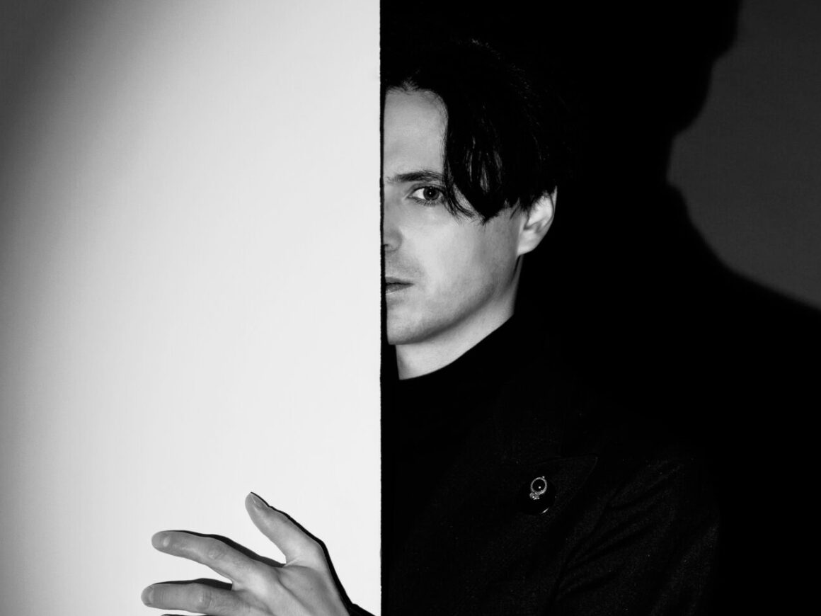 An Introduction to Post-Soviet Post-Punk with Ploho and Molchat Doma ...