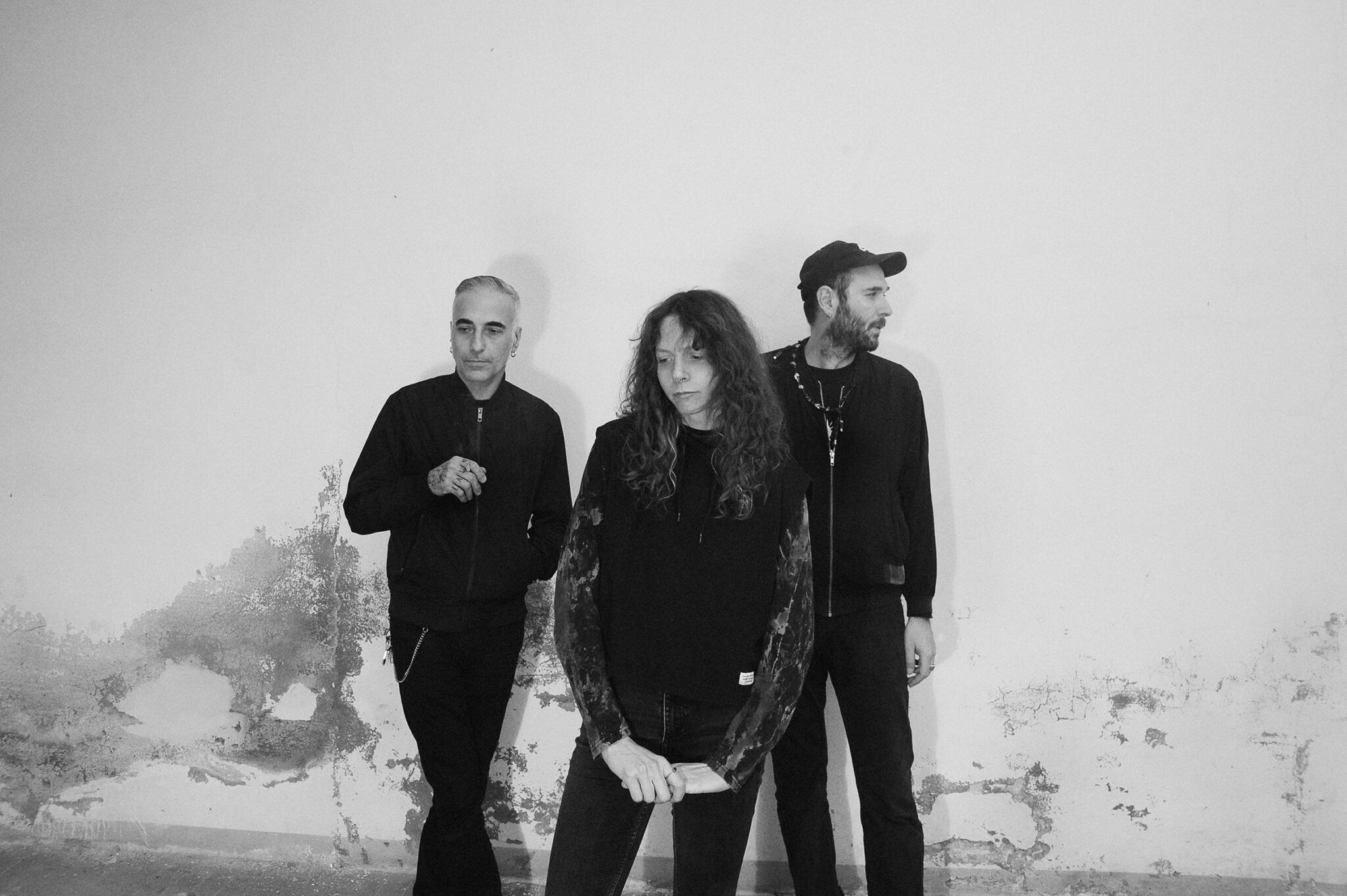 Italian Trio Essaira Share Video for Hymn to the Weird and Monstrous ...