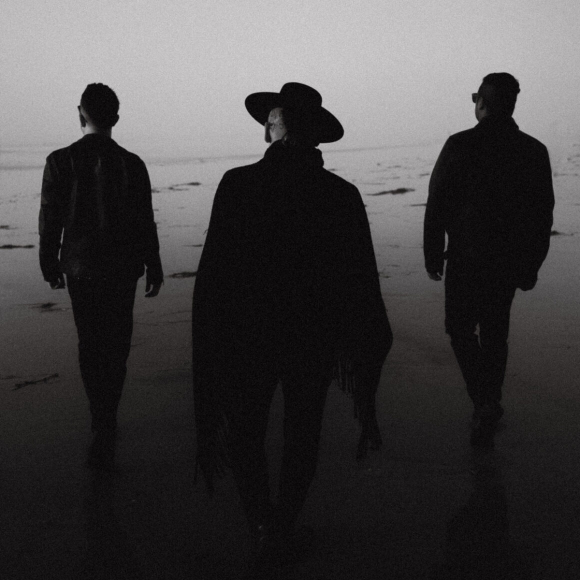 "Your Pallid Face" — Border Goth Trio The Slashes Summon Shadowy ...